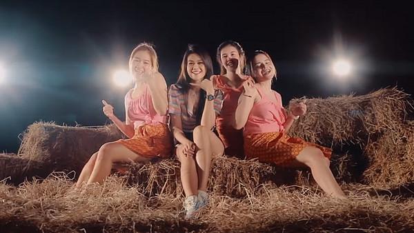 คอร์ดเพลง น้องไหวเหรอ ไอแอมป์สะดิ้ง feat.วงกลม - chordhit.com